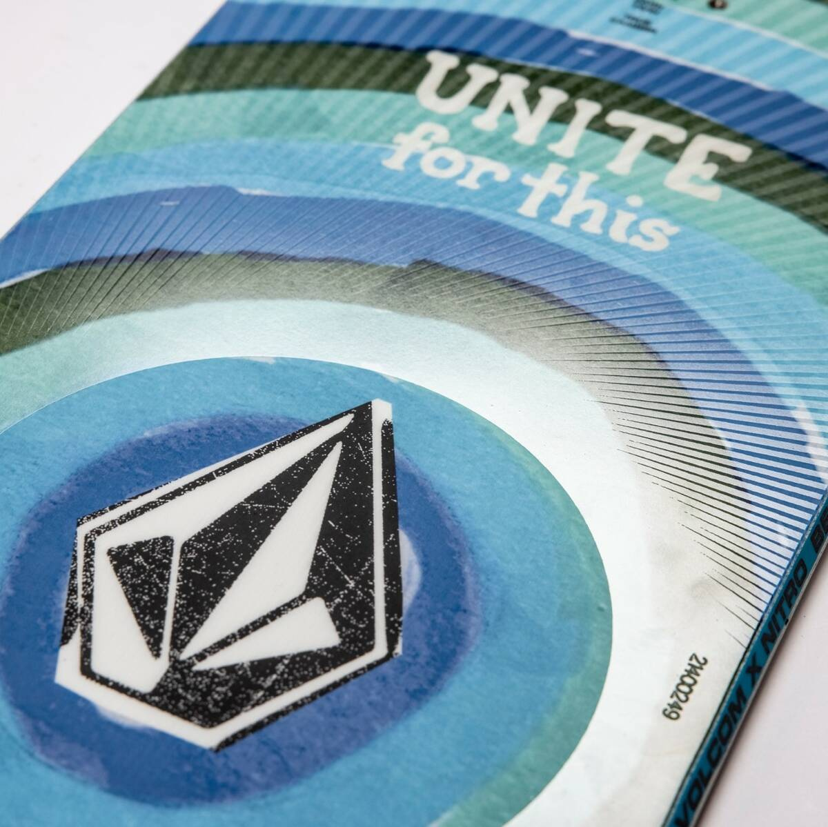 Deska snowboardowa NITRO Beast x VOLCOM 2023 | TRUE TO BEASTMODE ...